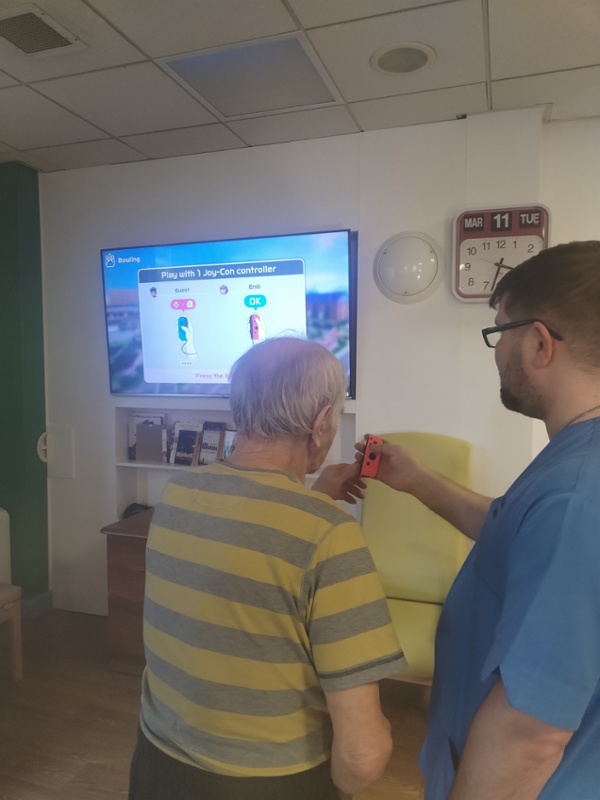 Nintendo Switch keeps dementia patients engaged and mentally stimulated ...